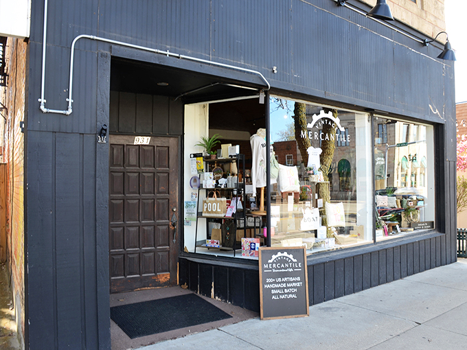 Vintage Mercantile: This blue beauty is like that cool aunt who always has the best stories – and the weirdest knick-knacks to match!