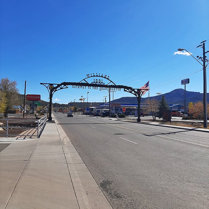 Williams: Where Route 66 nostalgia meets Grand Canyon adventures. This arch is your portal to the past.