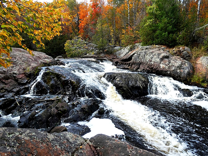 Fall colors and falling water&mdash;a combo more satisfying than peanut butter and jelly.Nature's own eye candy!
