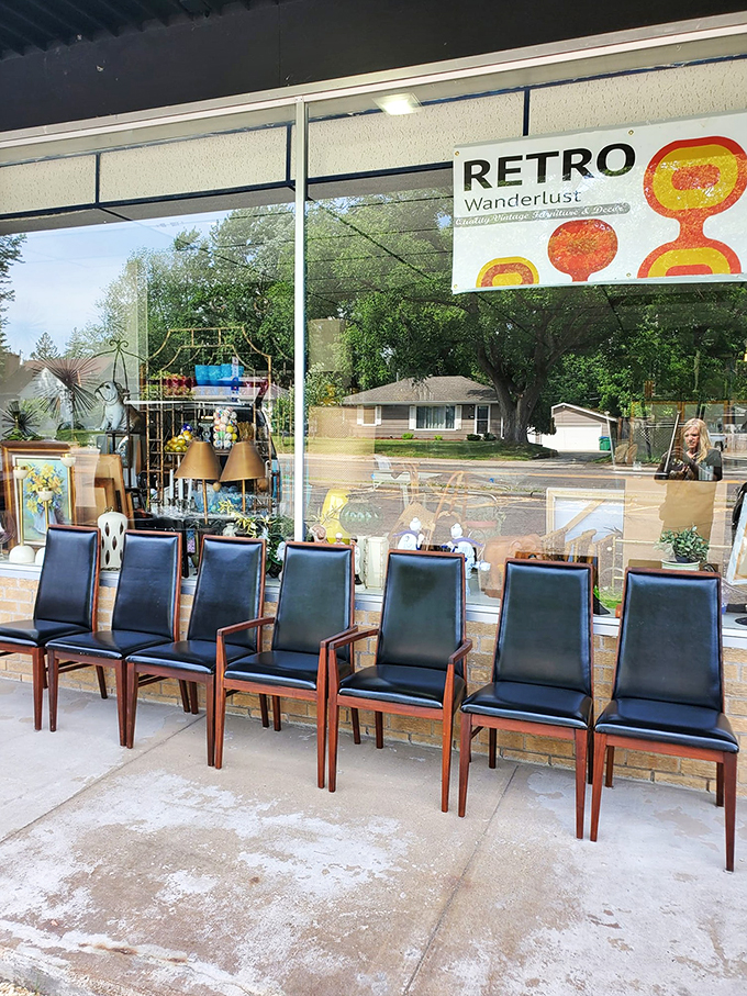 Eames chairs and lava lamps galore! Retro Wanderlust is where the Jetsons would shop if they time-traveled to Minnesota.