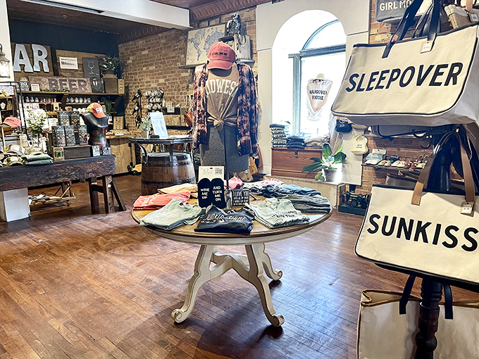 Step into a carefully curated chaos of cool! Vintage Mercantile blends old-school charm with new-age creativity in a delightful mishmash of eras.