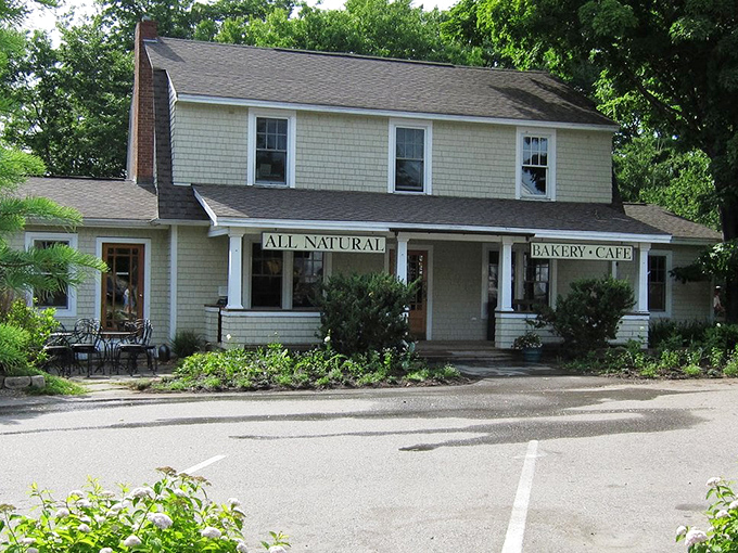This charming bakery-cafe looks like it was plucked straight from a Hallmark movie about small-town Maine life.