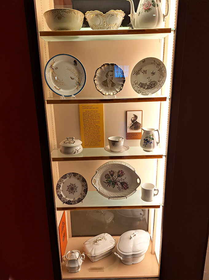 Talk about flower power! This vase's delicate blooms and graceful lines could make even the most amateur arranger look like a pro.