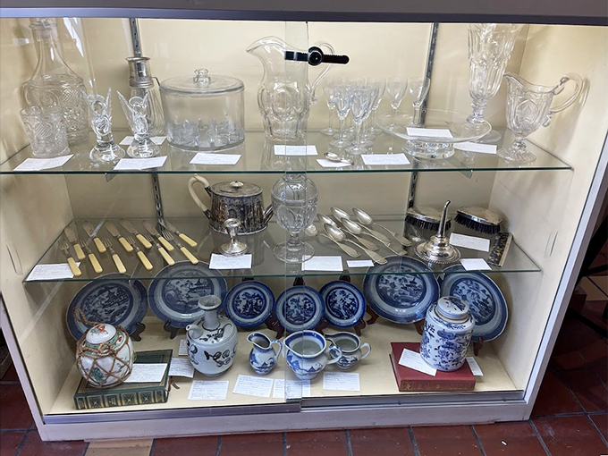 Crystal and china that would make your grandmother swoon, displayed with the care these elegant pieces deserve.