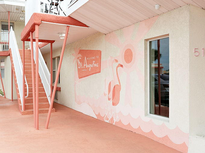 Palm trees, string lights, and pastel hues &ndash; it's like the 1950s and Instagram had a beautiful baby.