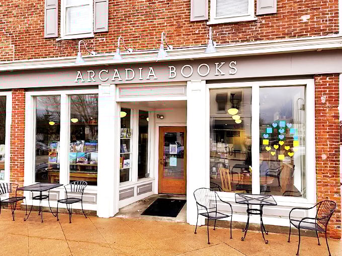 Arcadia by name, paradise by nature! This charming bookstore front is like a portal to literary bliss.