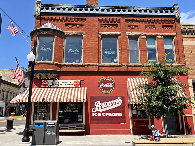 Stillwater's sweetest spot! Leo's serves up river views and malts so thick, you could stand a spoon in them... if you can lift it.