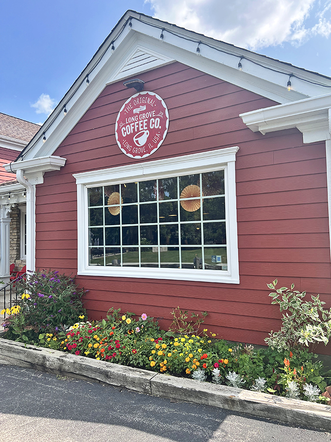 Long Grove Confectionery: Where barn meets bonbons. This quaint chocolate paradise could make even a postcard blush with envy!