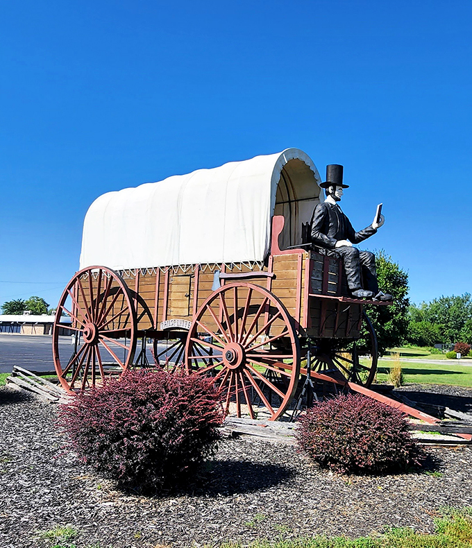 Honest Abe's hitting the Oregon Trail in style! Lincoln's supersized wagon is the Cadillac of pioneer transportation.