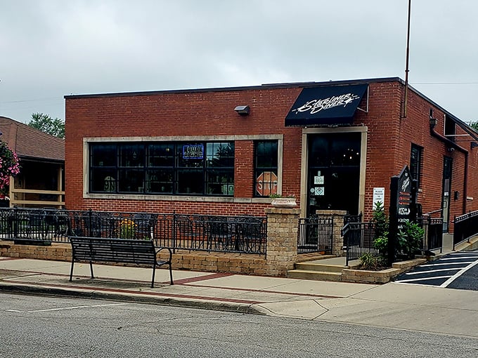 Starliner Diner: Where retro meets the future, and comfort food gets a cosmic makeover. Beam me up, bacon!