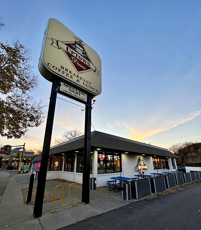 Uptown Diner: Where