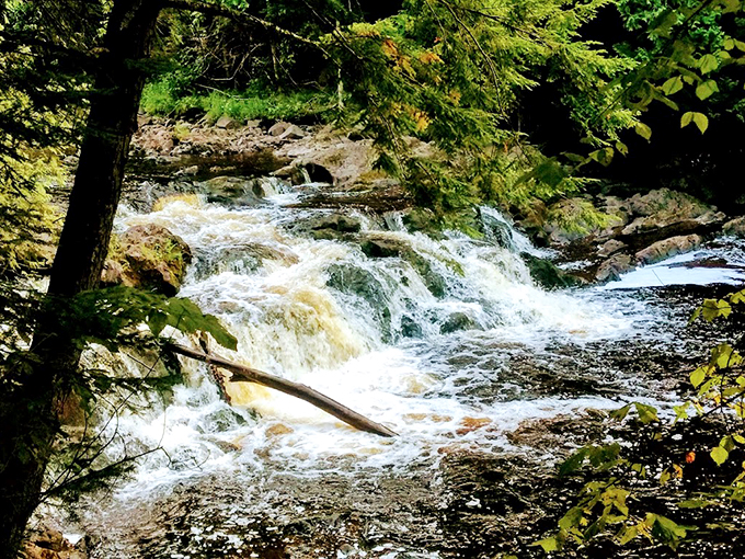 Who needs special effects? These waters put on a show that would make Hollywood jealous, no CGI required.