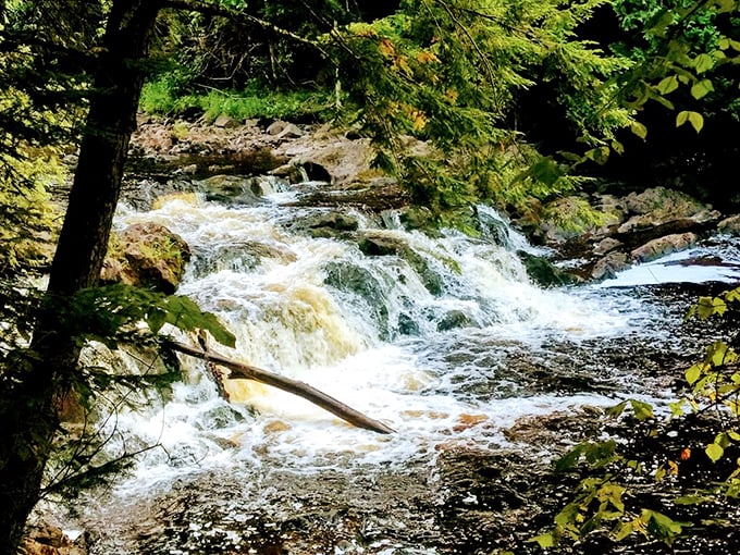 Who needs special effects? These waters put on a show that would make Hollywood jealous, no CGI required. 