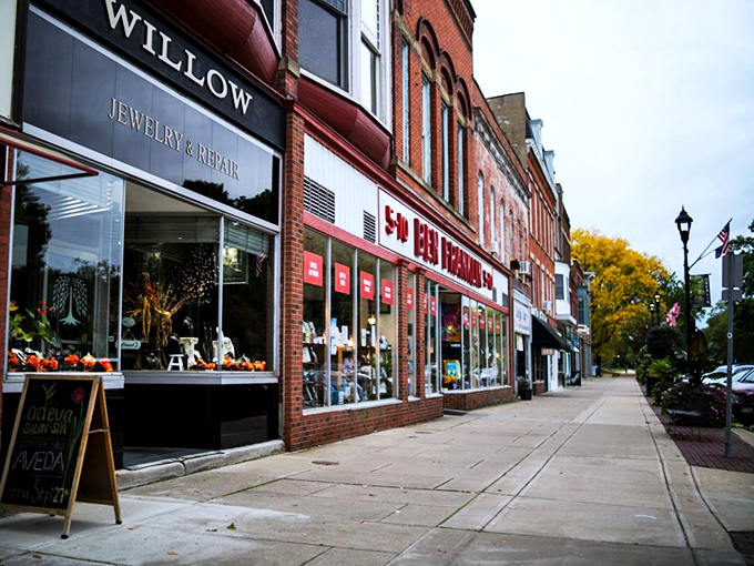 Small-town charm meets big-city culture. Oberlin's storefronts are as diverse as its student body, and twice as inviting.