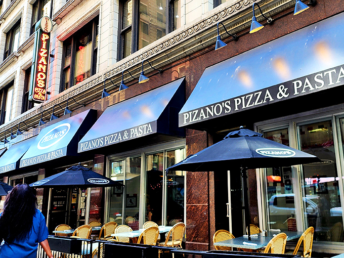 Pizano's outdoor seating is perfect for people-watching while you pizza-eat. It's multitasking at its most delicious.