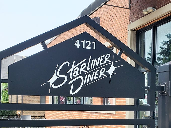 With a sign like a 1950s spaceship, Starliner Diner promises a meal that's out of this world.