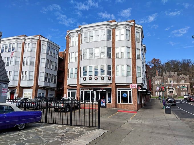 Athens: Where beautiful architecture and friendly faces create a postcard-perfect scene that's better than fiction.