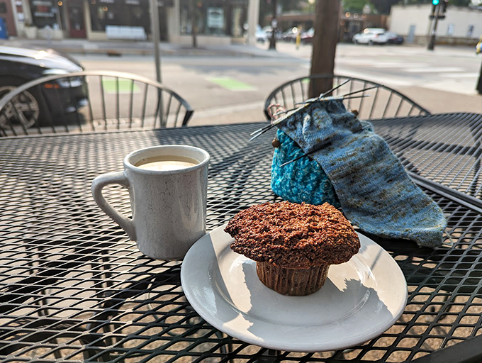 Coffee and a muffin: the dynamic duo of mornings everywhere. This scene is giving me major "treat yo' self" vibes.