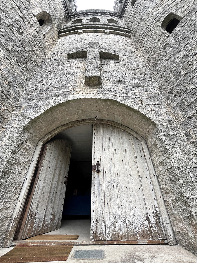 Knock knock! Who's there? Just 900 years of architectural history wrapped up in one jaw-dropping entryway. No "speak friend and enter" password required.