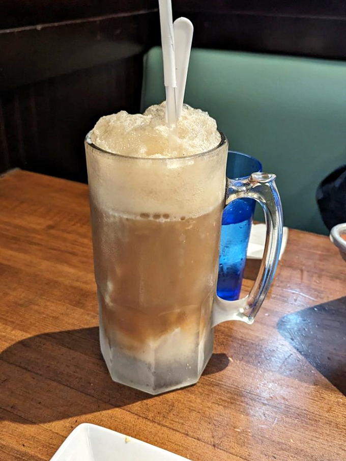 Float like a butterfly, sting like a sugar rush! This root beer float is the heavyweight champion of desserts.