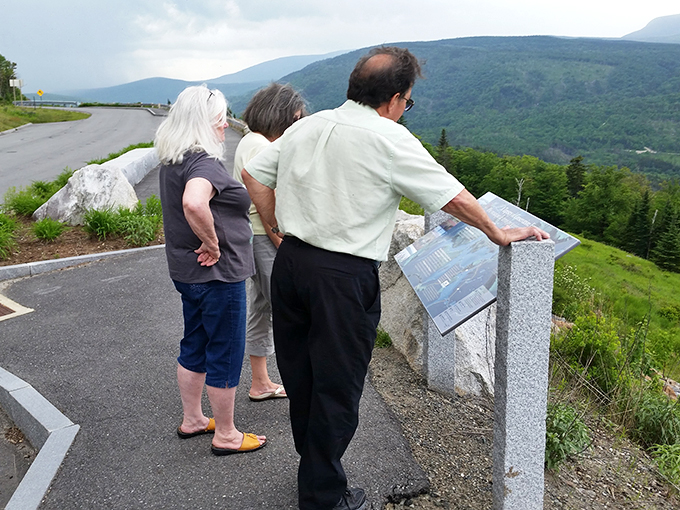 Sightseeing 101: Where the view is the teacher, and these folks are acing the course in awe-inspired gazing.