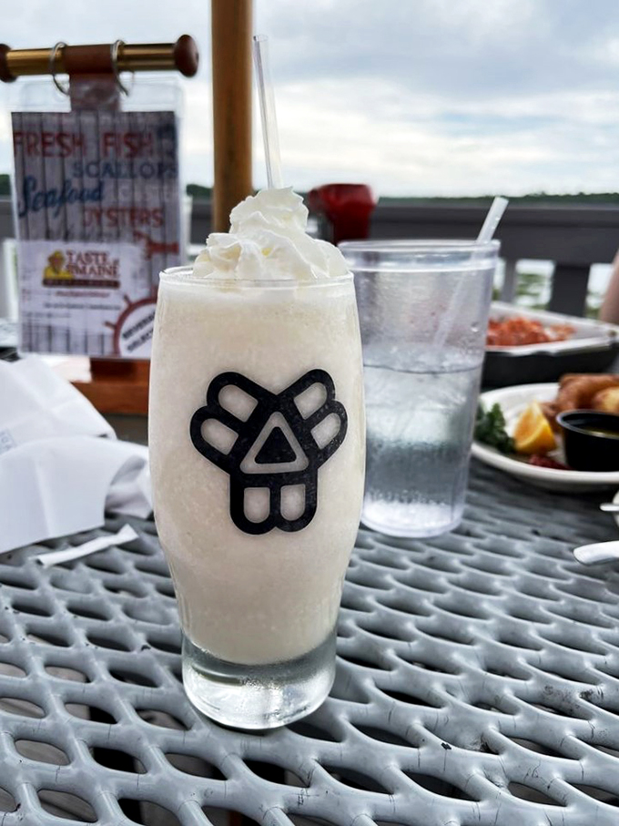 Is it a vacation in a glass or dessert in disguise? This pi&ntilde;a colada is ready for its Instagram moment &ndash; and your taste buds are in for a treat.