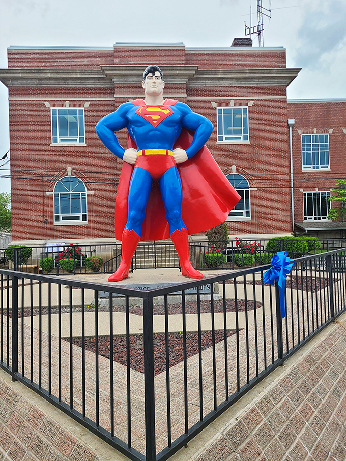 Look, up in Metropolis! It's a bird, it's a plane, it's... a really big Superman ready for selfies!