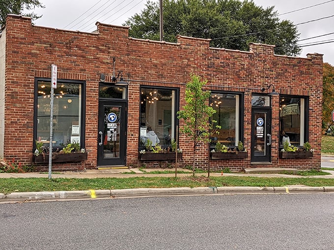 Ogden's North Street Diner: Unassuming on the outside, unforgettable on the inside! This Sturgeon Bay gem serves up breakfast with a side of charm. 