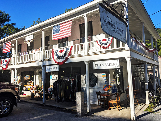 The Warren Store: Proof that you can judge a book by its cover &ndash; especially when that cover is this charming and packed with gourmet goodies.