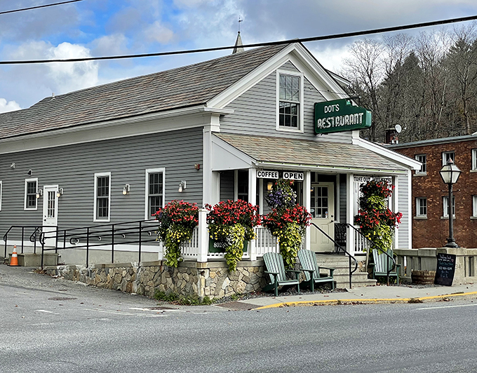 Flowers and comfort food &ndash; Dot's is dishing out charm by the plateful. It's like a warm hug from your favorite aunt.