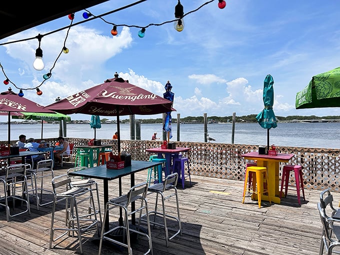 Fresh catches and fresh air at Singleton's! Enjoy panoramic water views while you dine &ndash; it's like being on a cruise ship, but with better food.