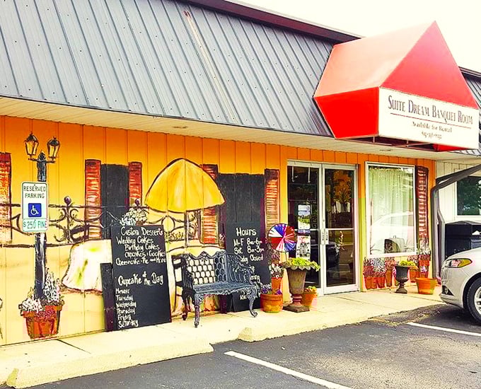 Where every day is cheat day! Sweet Dreams Desserts turns your sugar-coated fantasies into delicious reality.