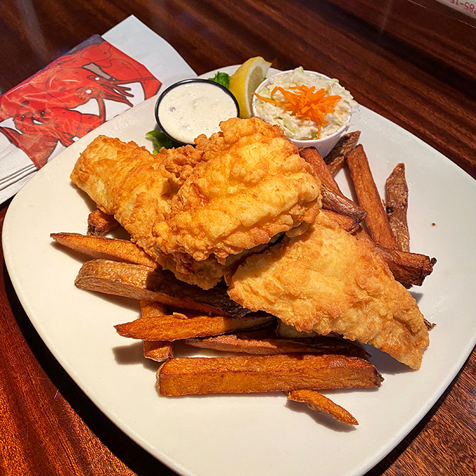 The Midas touch meets the sea! These golden-fried lobster tails are crustacean royalty, served with a side of pure indulgence.