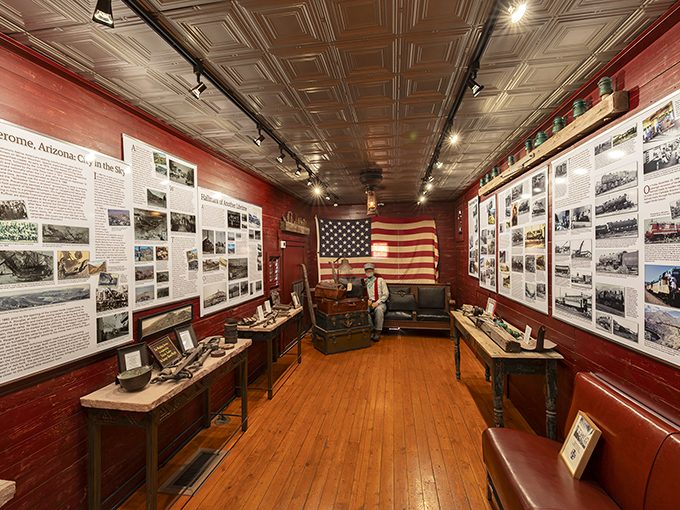 History buffs, rejoice! This rolling museum is packed with more fascinating tidbits than your favorite trivia night. No smartphones allowed for cheating!