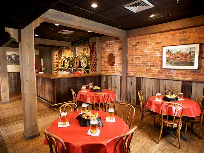 Red tablecloths and exposed brick: Schmidt's dining area is where Gem&uuml;tlichkeit meets Columbus charm.