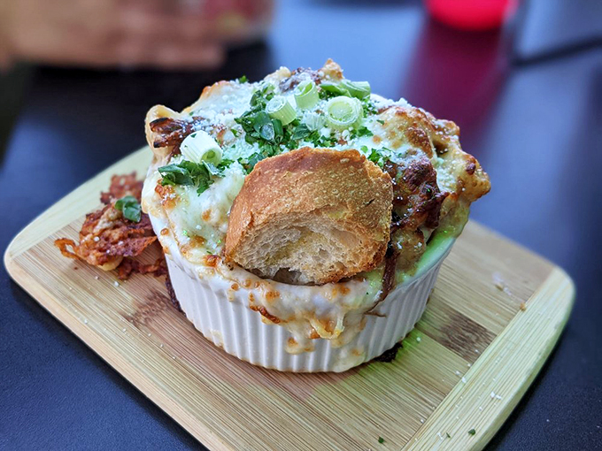 Comfort food gets dressed up for a night out in this decadent fusion of French onion soup and creamy mac n cheese.