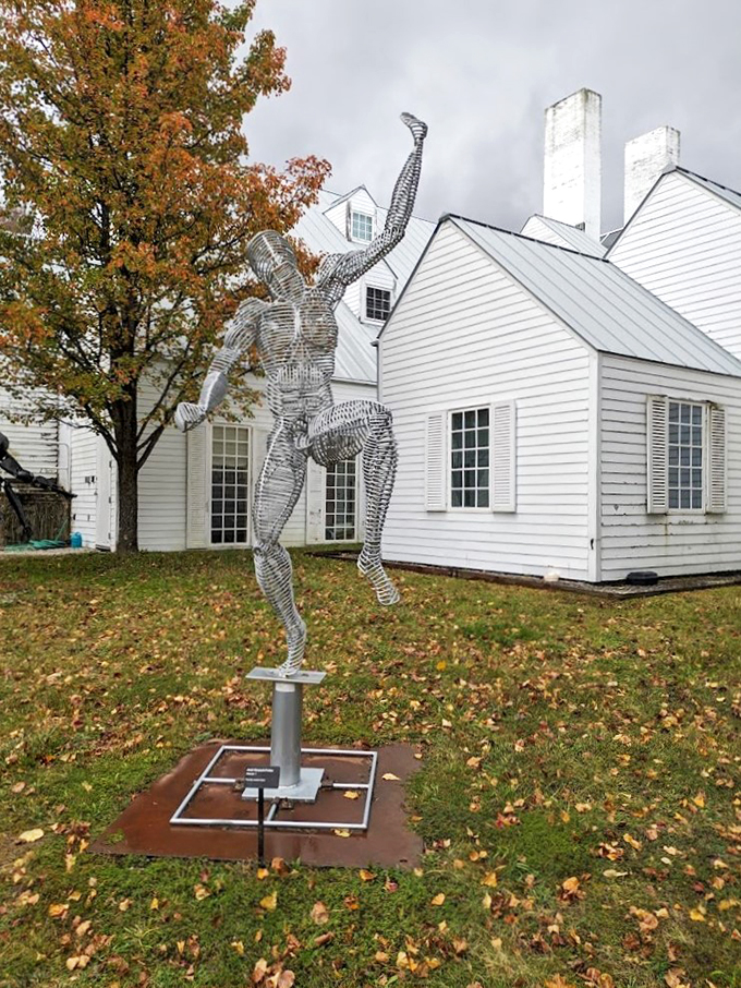 Strike a pose! This metallic maestro is serving more attitude than a New York fashion week runway.