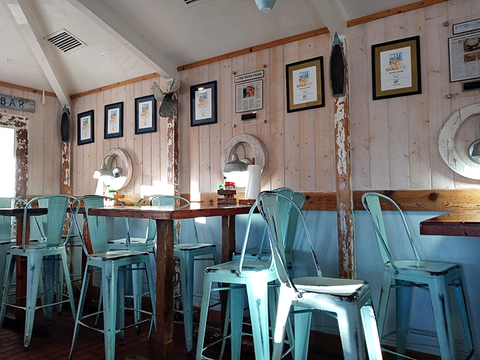 Coastal chic meets laid-back Florida vibes. It's like dining in a beach house, minus the sand in your shorts.