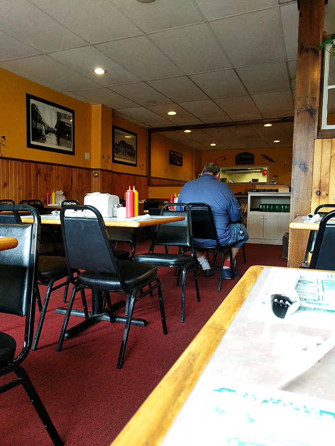 Where everybody knows your name... or will by the time you finish your meal. Hobo's interior is as inviting as your grandma's kitchen, minus the cheek pinching.