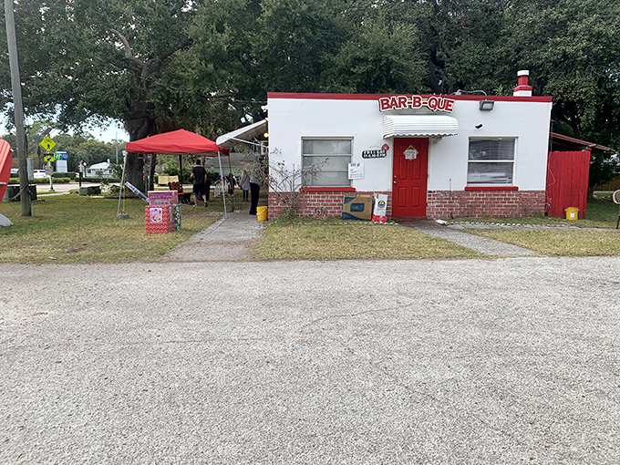 Eli's may look unassuming, but don't be fooled. It's like finding out your quiet neighbor is secretly a rock star.