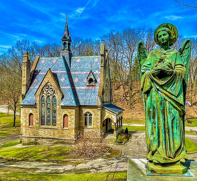 This chapel's got more peaks than the Rocky Mountains! Whoever designed this was definitely an overachiever.