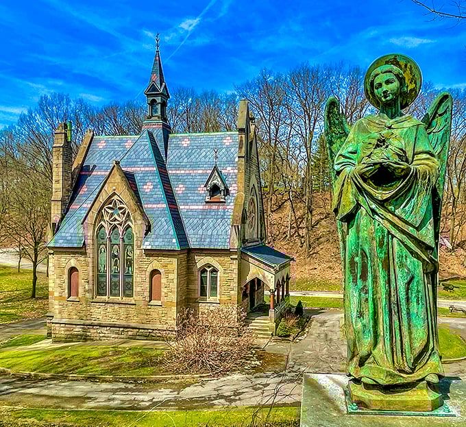 This chapel's got more peaks than the Rocky Mountains! Whoever designed this was definitely an overachiever.