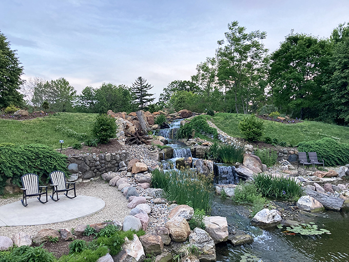 Nature's own amphitheater, where the rocks are the audience and the water's the star performer. Photo credit: Mike Shen