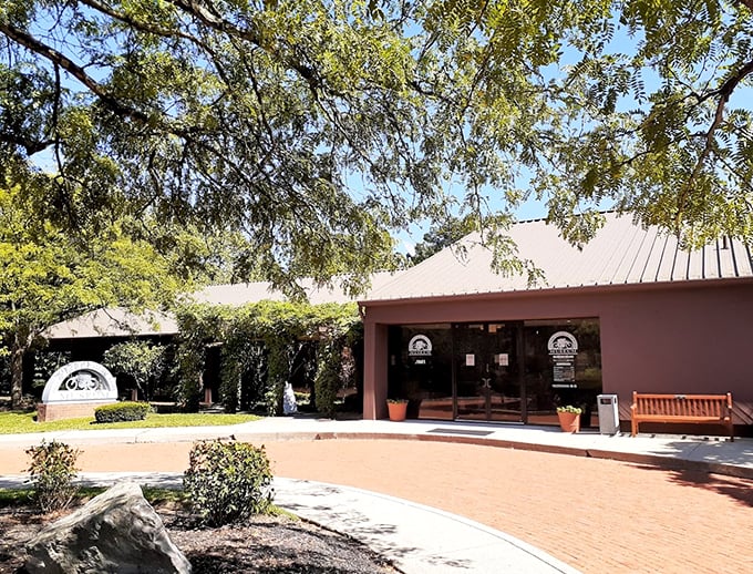 Rev up your engines! This sleek building houses more chrome and leather than a 1950s diner.