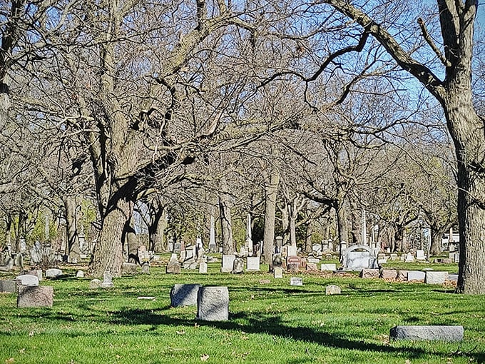 350 acres of history and horticulture. It's like a city park where everyone's really good at playing the quiet game.