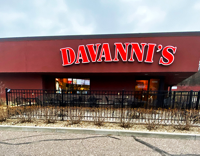 Davanni's bold sign is like a beacon for hungry travelers. Follow it to pizza nirvana (and maybe a hoagie or two).