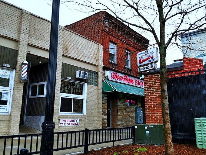 No frills, just thrills. Stevens Point's antidote to pretentious pubs and overpriced cocktails.