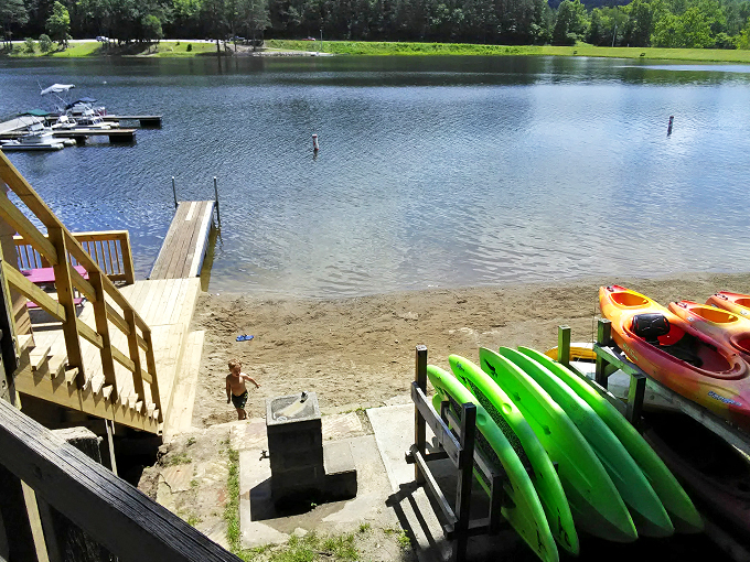 Paddle through a painting! Lake Hope's serene waters and lush surroundings create a scene worthy of Monet.