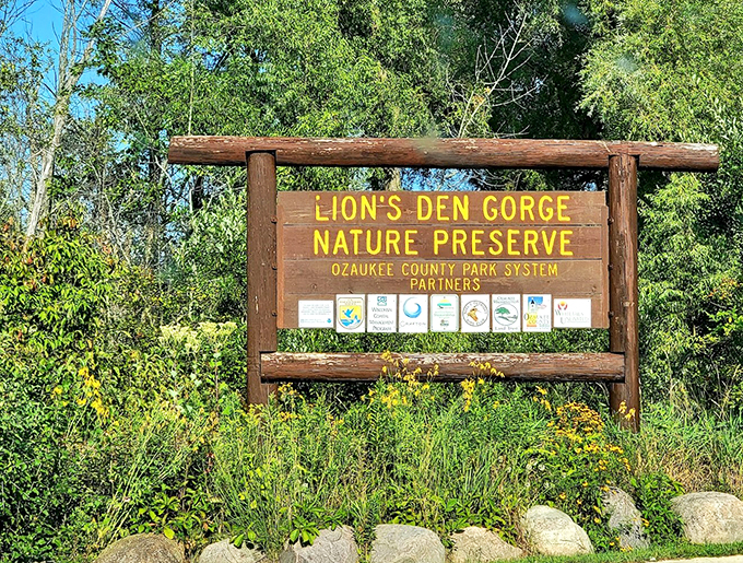 Welcome to Wisconsin's version of Jurassic Park! Minus the dinosaurs, plus serene lake views.Way less running, much more relaxing.