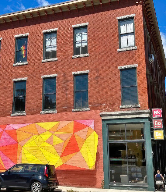 bookstore cafe maine ftr